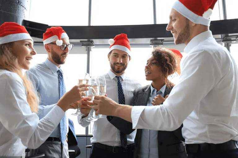 10 Holiday Networking Tips and Tricks | Hawke Media